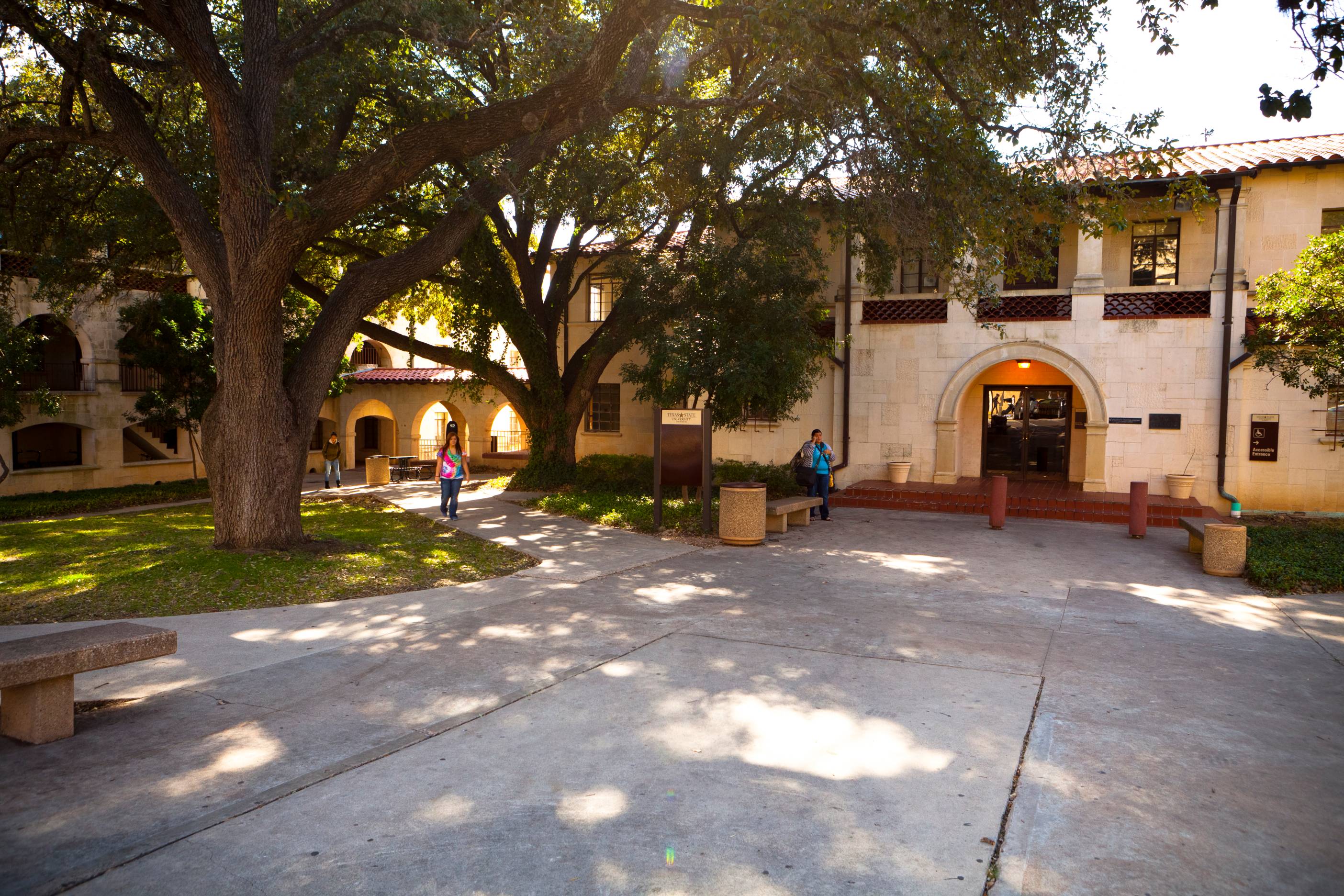 First Gen Proud : Academic Engagement : Texas State University