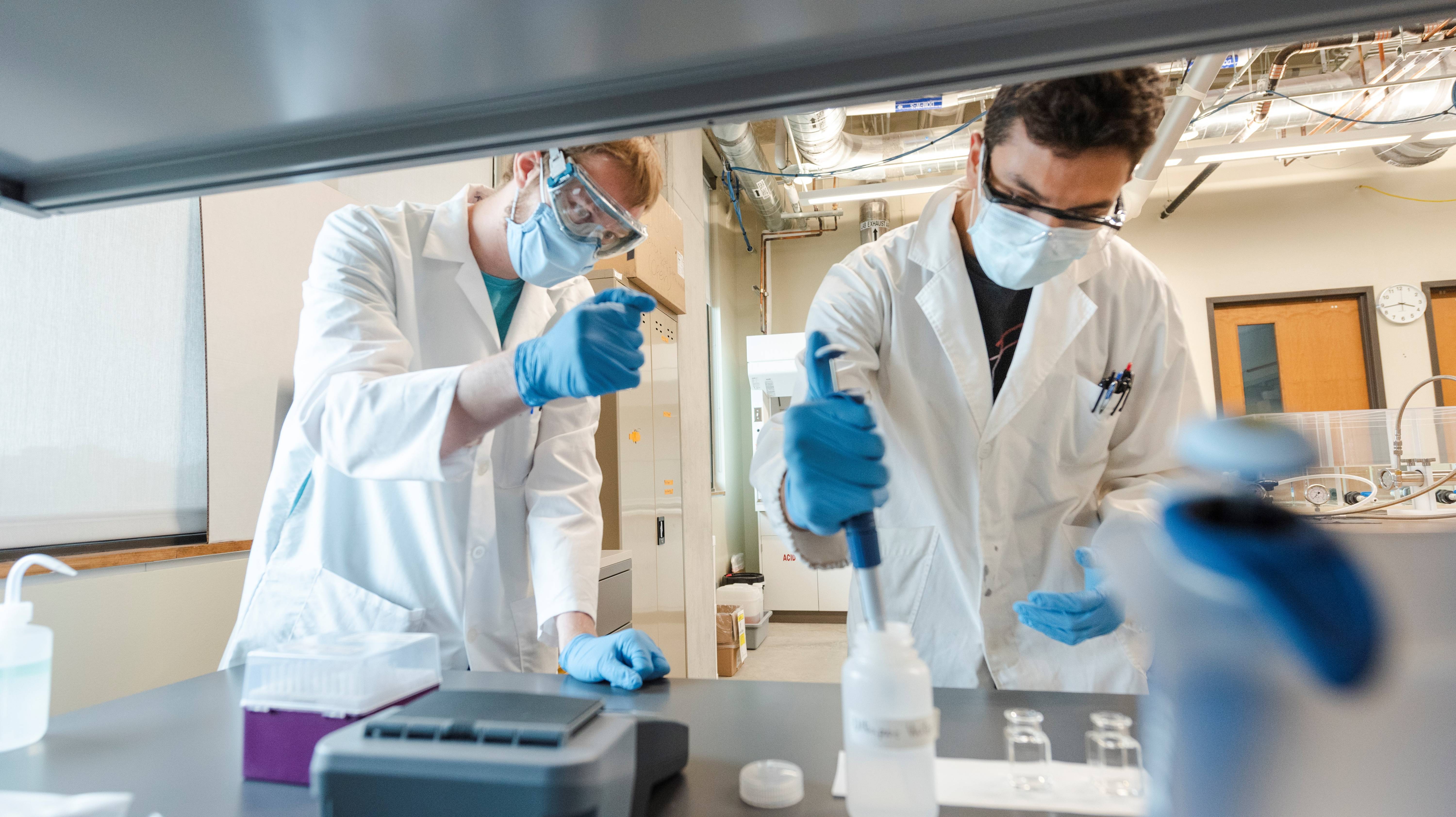 Chemistry & Biochemistry Career Cluster : Generación STEM : Texas State ...