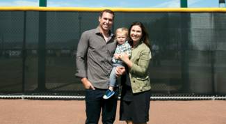 MLB's Goldschmidt an All-Star in the community, too : Hillviews ...