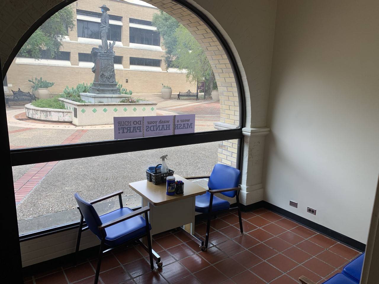 Room Use and Reservations : Honors College : Texas State University