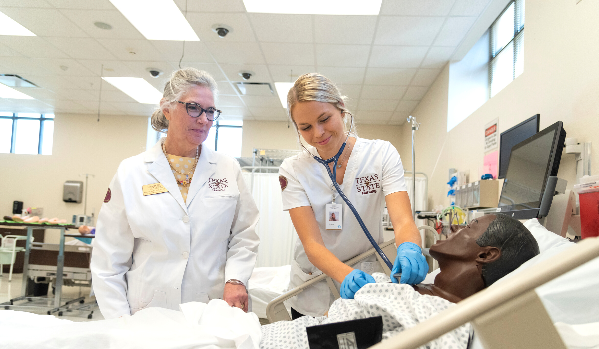 St. David’s School of Nursing wins competitive AACN award : Newsroom ...