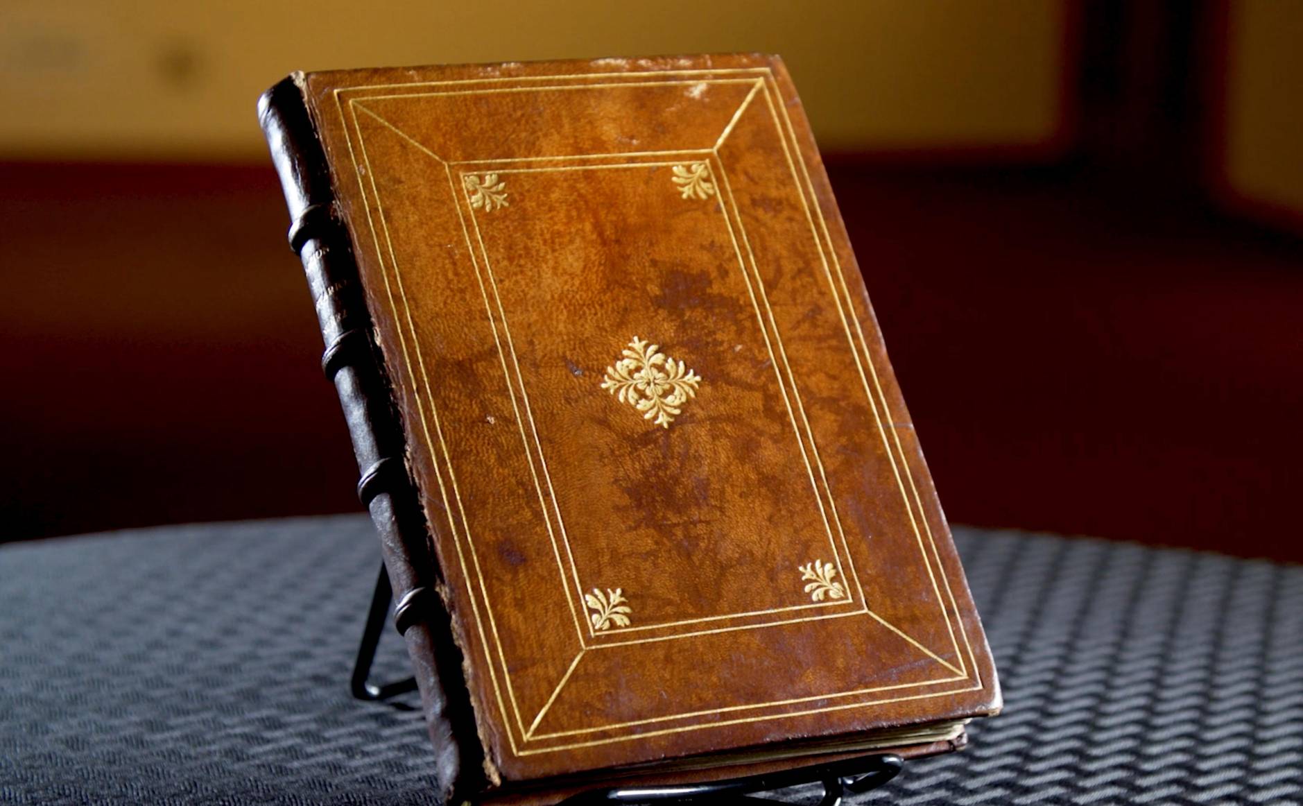 Exhibitions : The Wittliff Collections