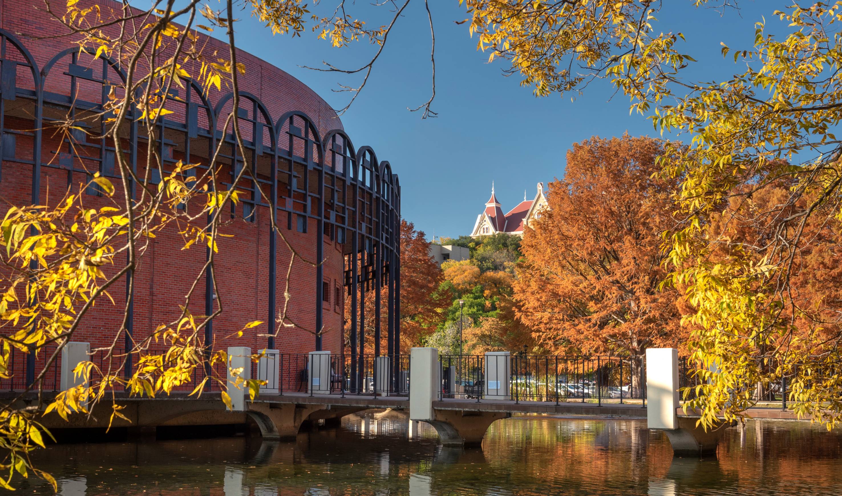 Giving to Texas State University : Texas State University