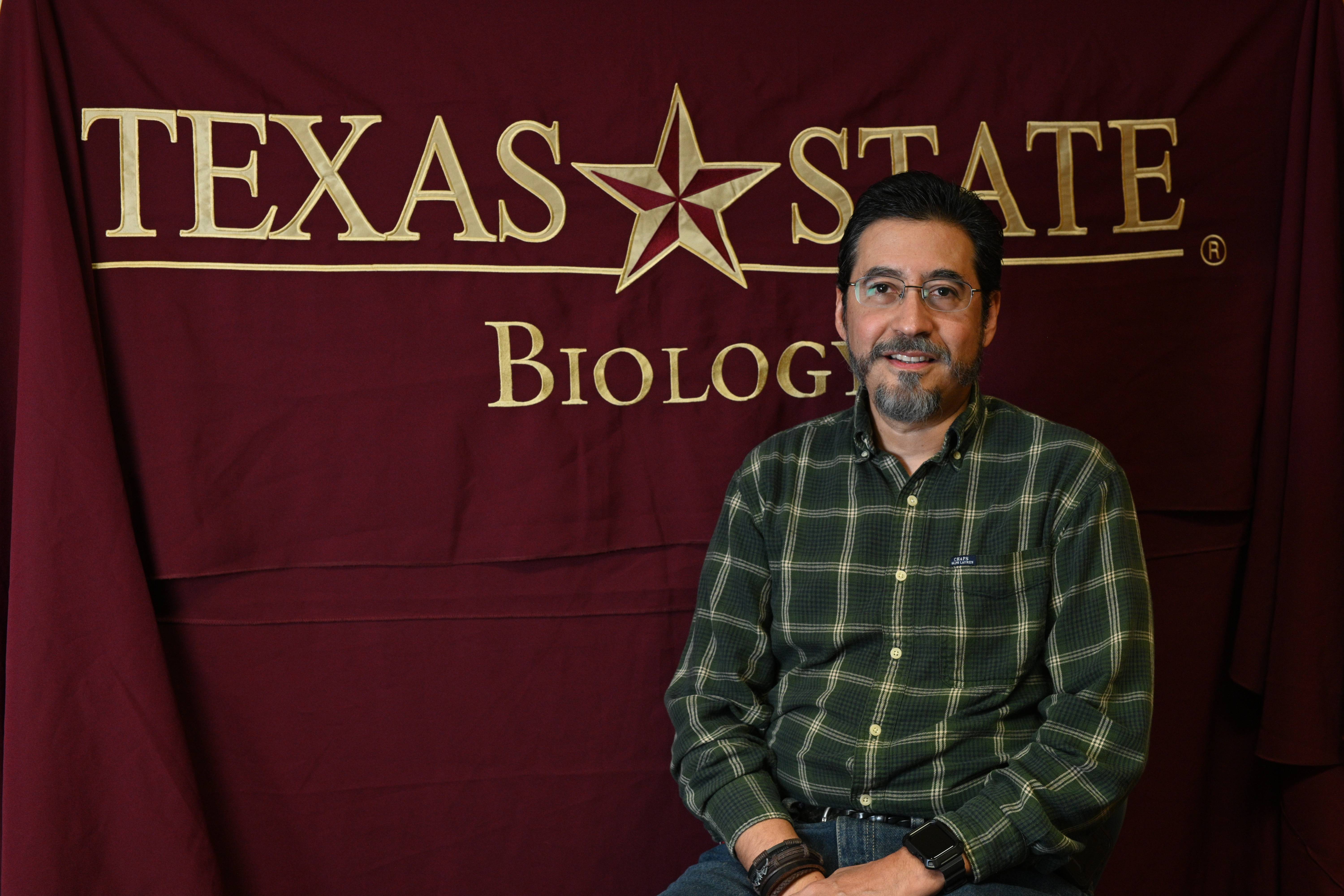 Ivan Castro-Arellano : Department of Biology : Texas State University