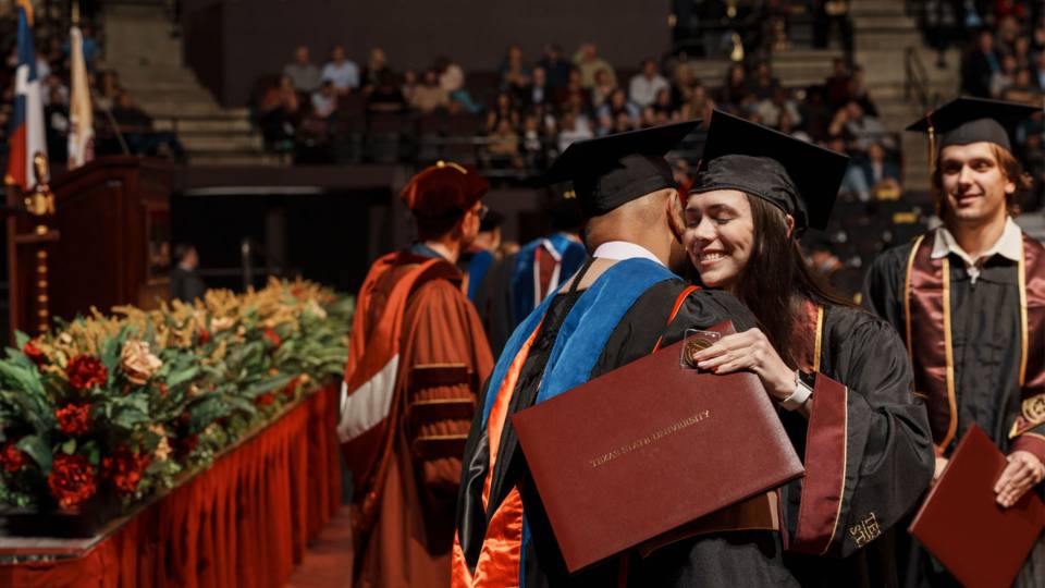 Scholarships : Texas State Alumni Association : Texas State University