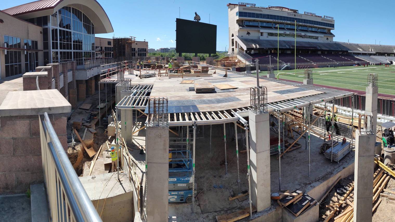 Bobcat Stadium End Zone Complex Expansion : Facilities : Texas State ...