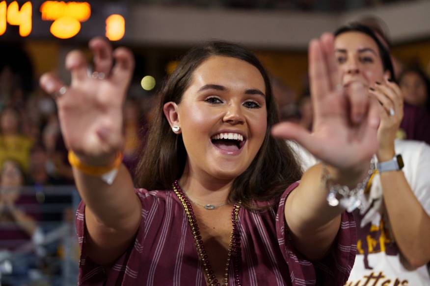 Spirit Board Competitions : Texas State Homecoming : Texas State University