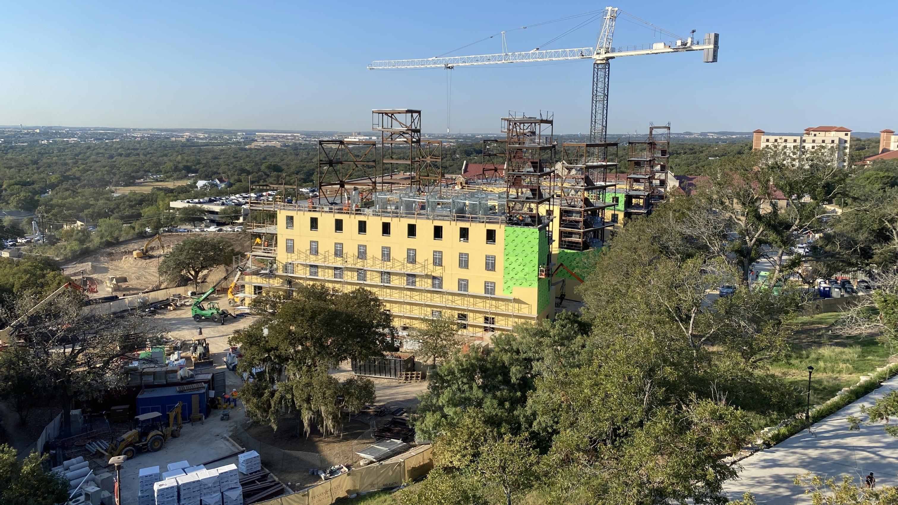 Castro Residence Hall : Facilities : Texas State University