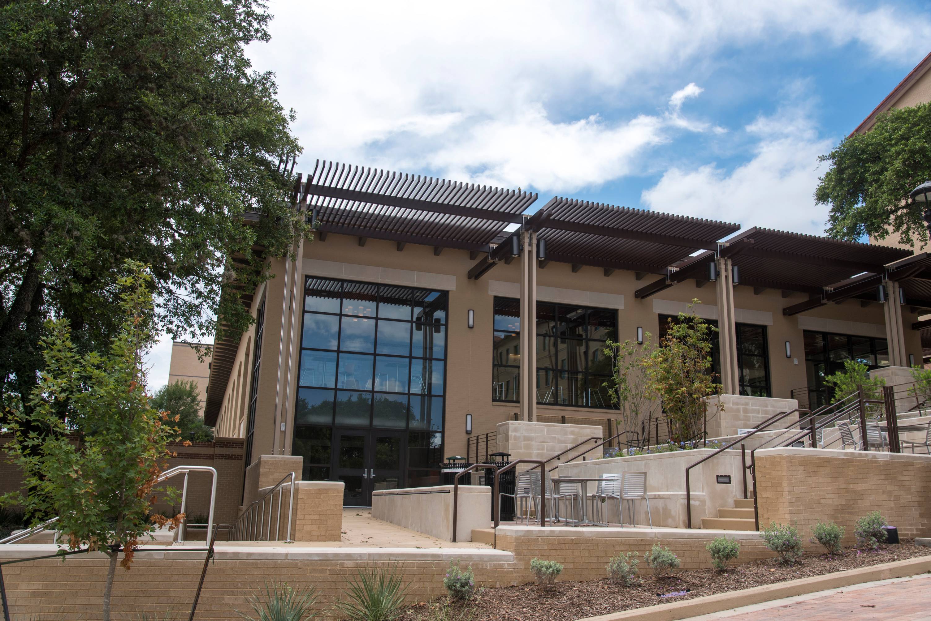 Bobcats Through the Decades : Hillviews Magazine : Texas State University