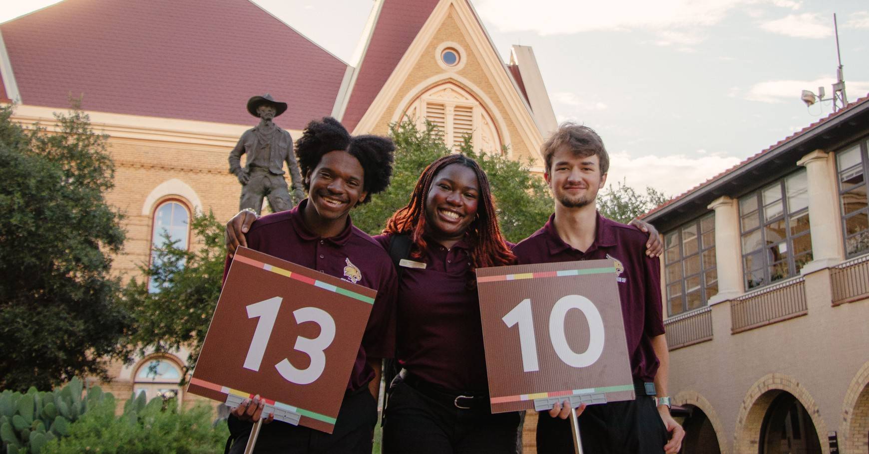New Student and Family Experiences : Texas State University
